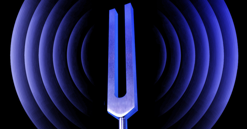 7 Tips for Transparent Vocal Tuning – OAK COVER Magazine
