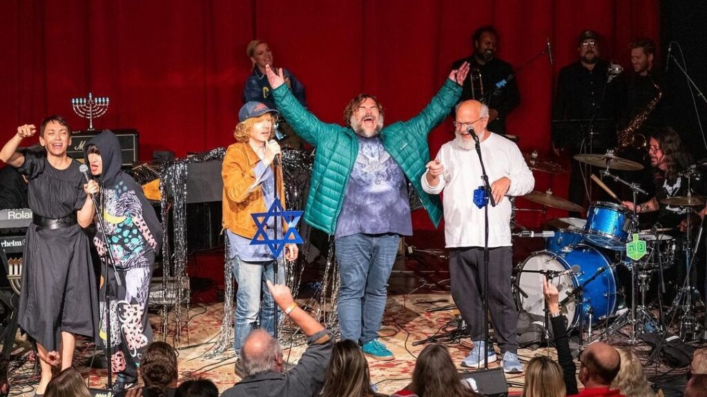 Dave Grohl and Friends Cover Randy Newman’s “I Love LA”: Watch – OAK ...