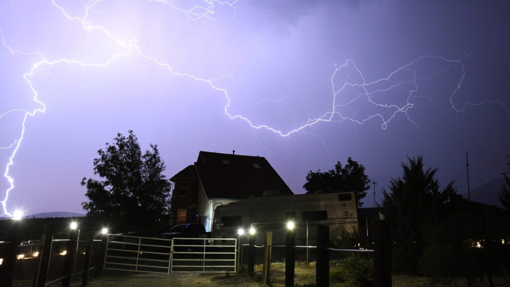 6 Severe Weather Terms to Know Ahead of Spring Storms – OAK COVER Magazine