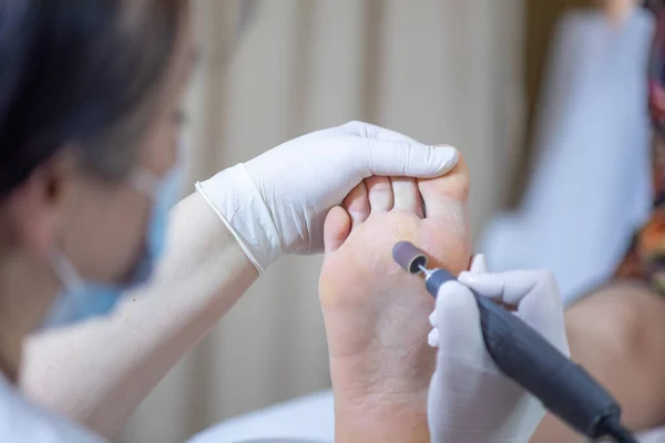 7 Splendid Health Benefits Of Getting A Pedicure – OAK COVER Magazine